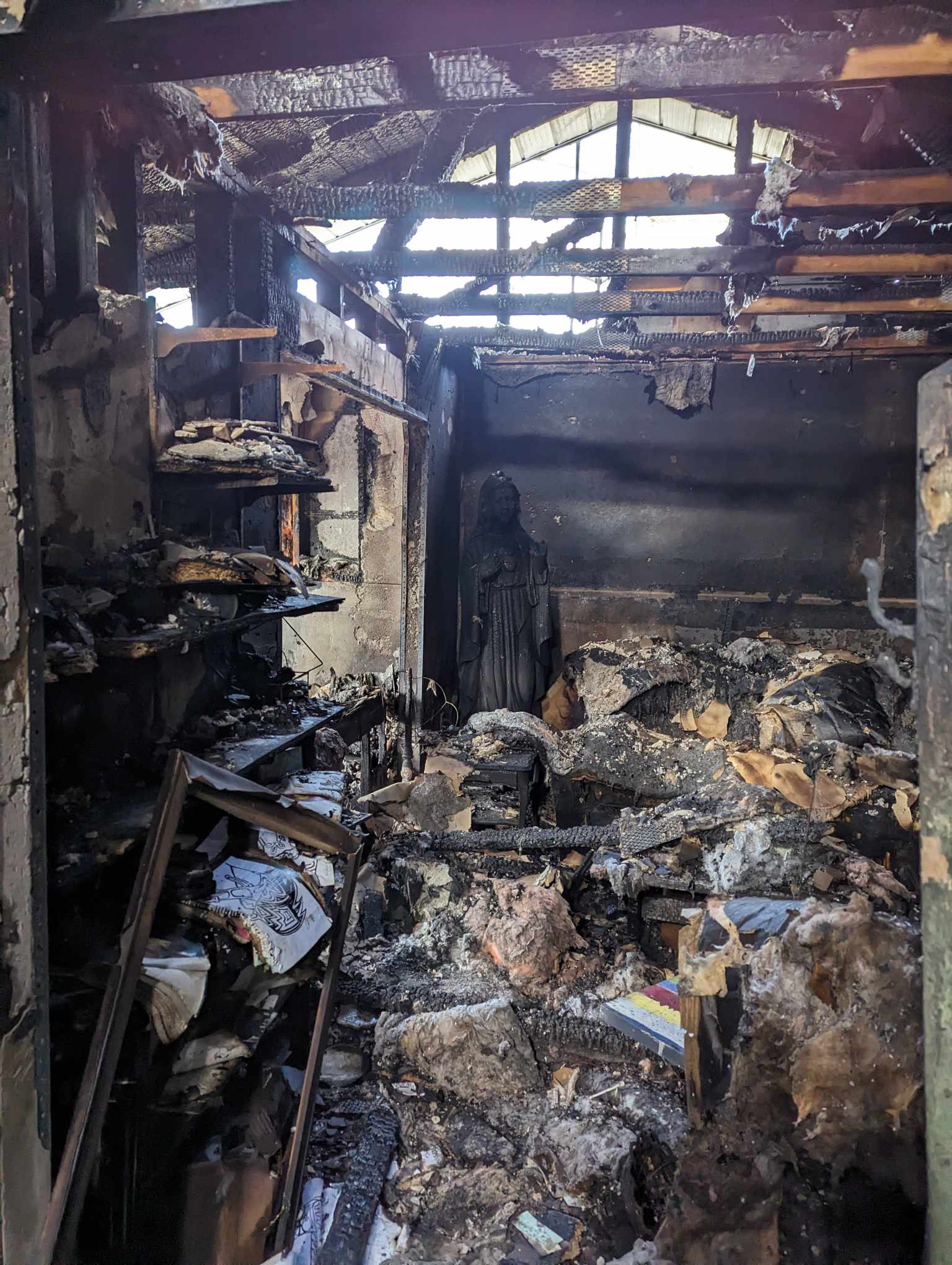 Devastating fire destroys home of local artist and family | Bancroft ...